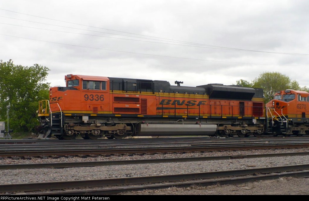 BNSF 9336